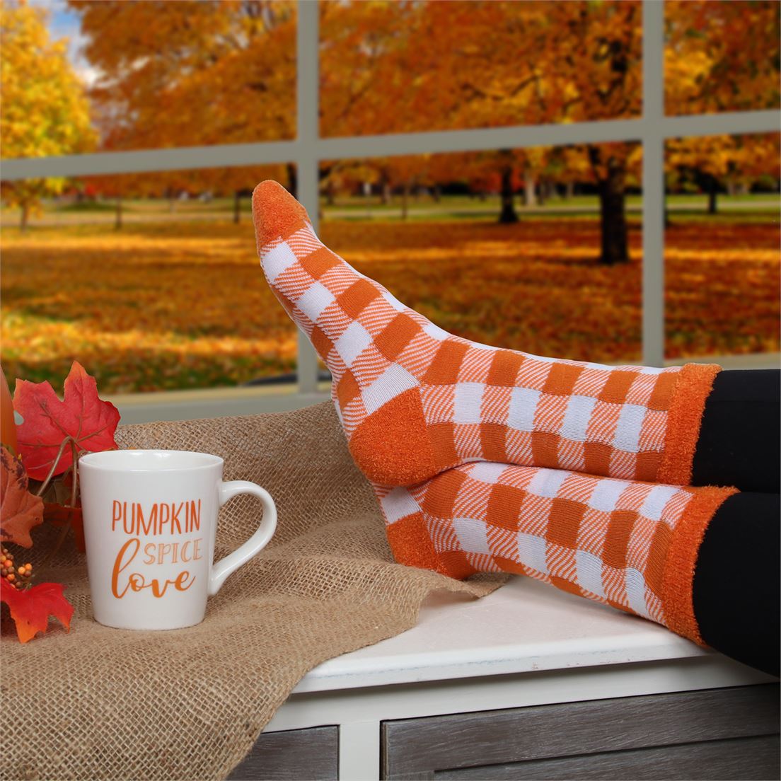 Pumpkin Spice Mug & Sock Set (CLEARANCE) – TOI Gifts & More